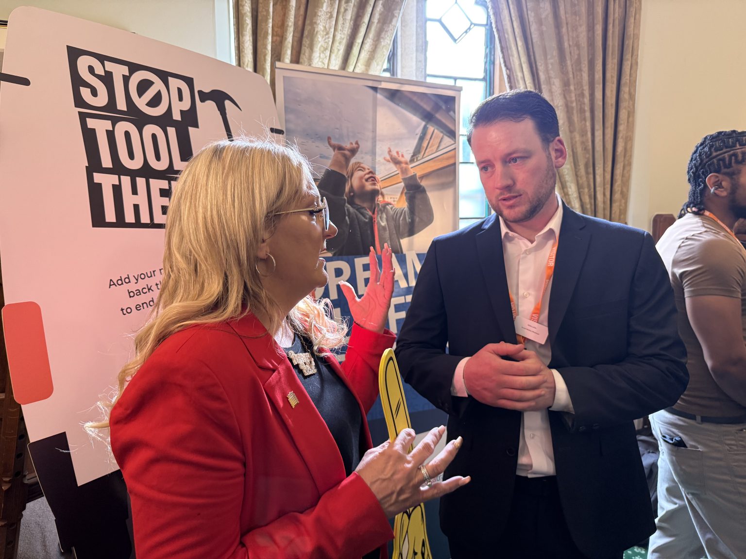 Amanda Martin MP steps up her campaign to tackle the epidemic of tool ...